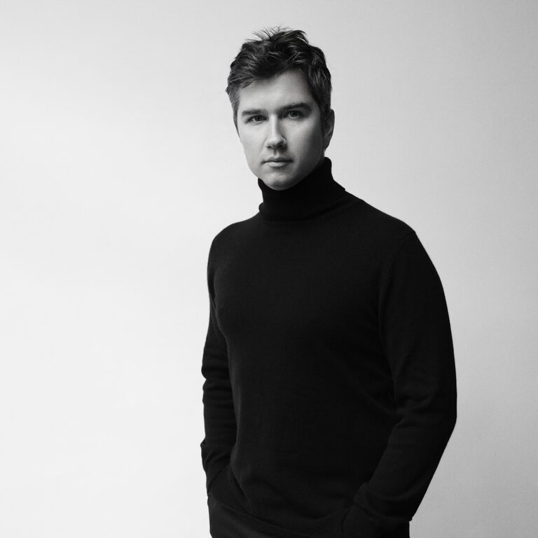Thomas Dunford, von der Laute zum Dirigentenpult – Total Baroque Magazine